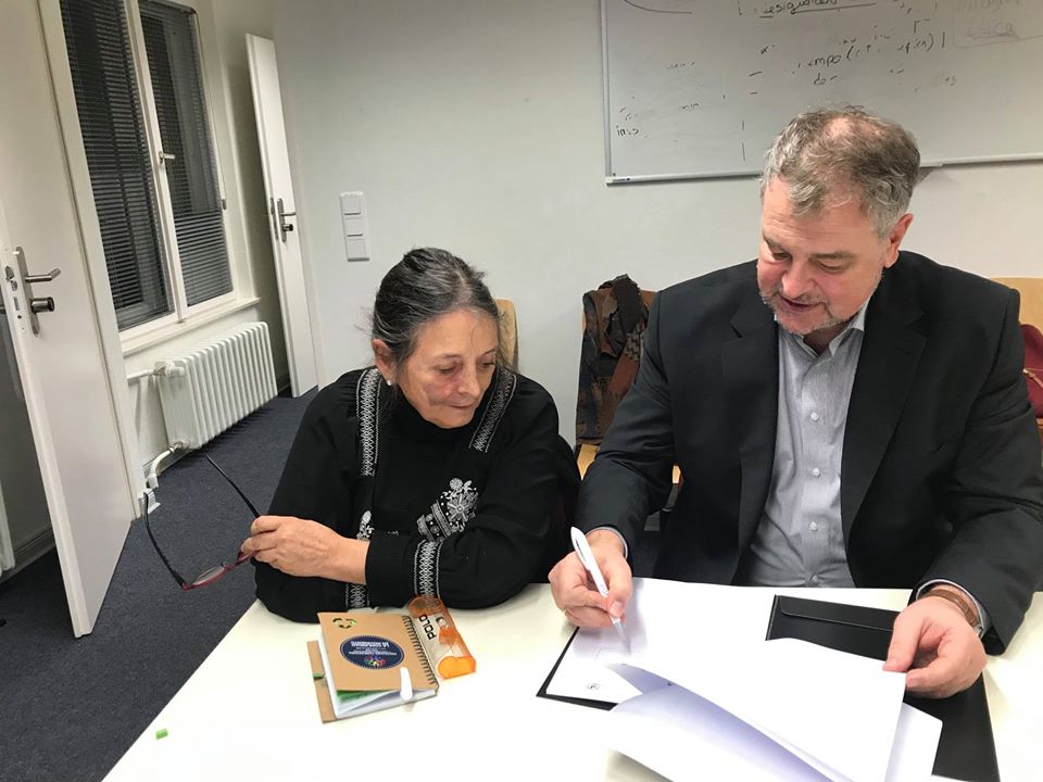 Decana Elizabeth Lira visita Berlín en su calidad de experta chilena ...